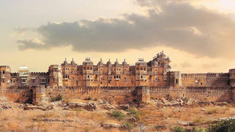 Taj Mahal & Rajasthan with Royal Stay at Fort Sardargarh by Swastik ...